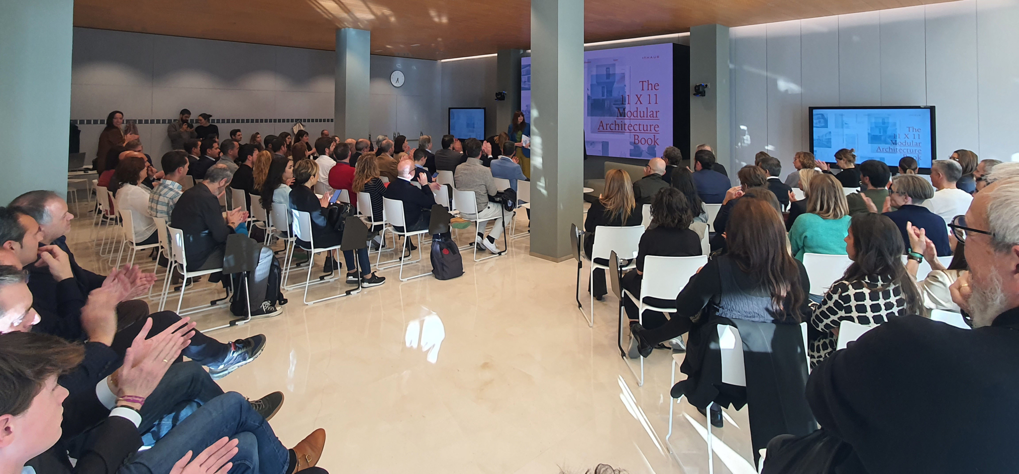 Presentación del libro 'The 11x11 Modular Architecture Book' en Valencia