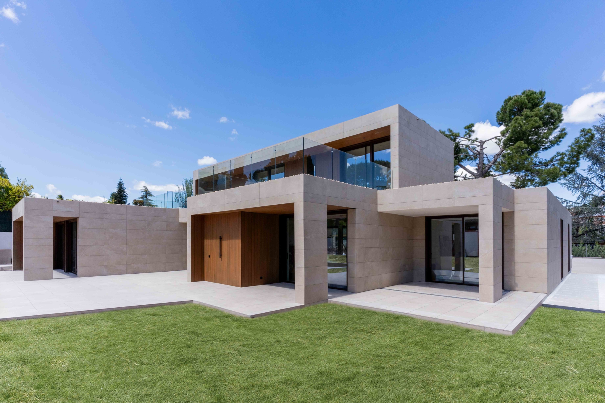 Modular house modern architectural style - inHAUS modular homes.